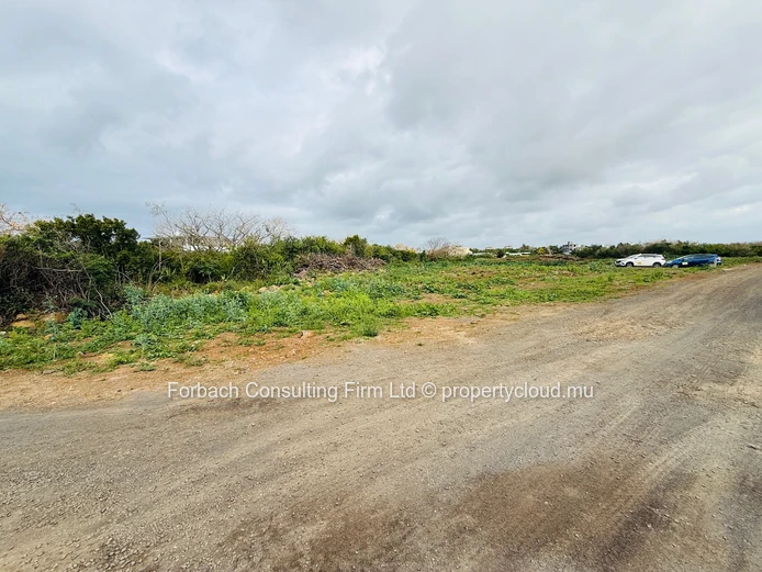 Residential Land for Sale in Pereybere | FCF291429